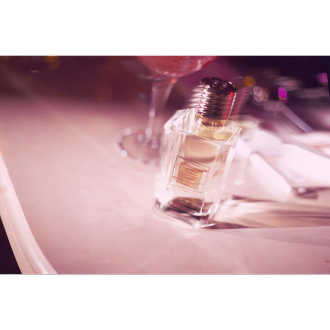 Ex Nihilo Vesper Glitz Eau De Parfum Spray 50ml | Luxury Perfume ...
