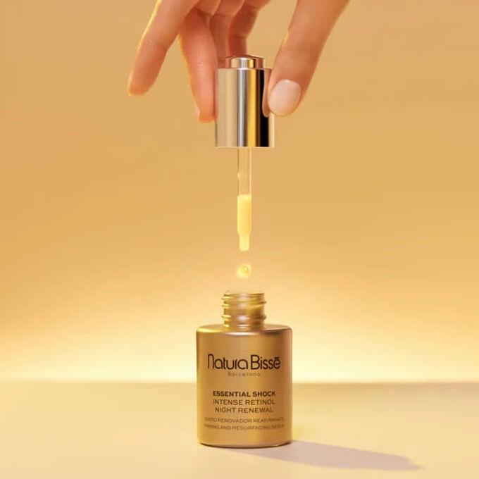 Natura Bissé Essential Shock Intense Retinol Night Renewal 30ml | Perfumes de nicho| BeautyTheShop